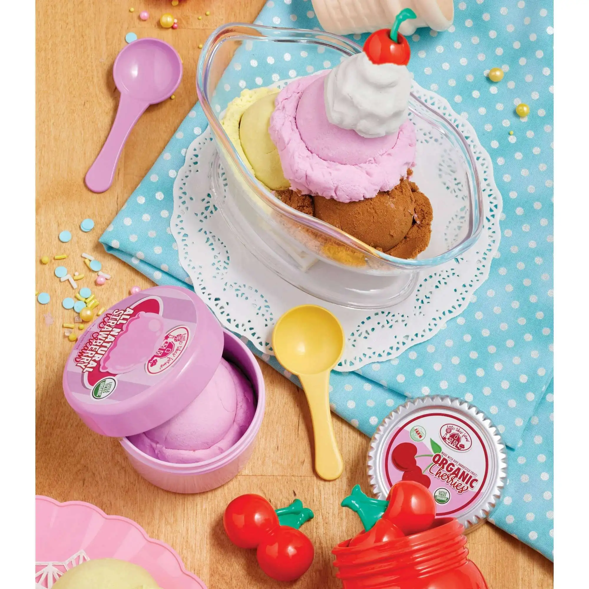 Little Tikes Creative Chefs Ice Cream Kit Playset MGA Entertainment ...