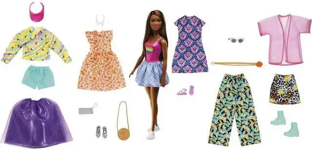 Barbie Barbie with 19 Piece Fashion Pack 13.25 Mattel - ToyWiz