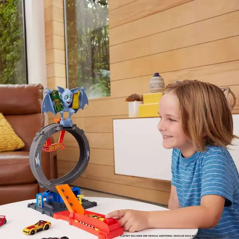 Hot Wheels City Bat Loop Attack 164 Track Set Mattel Toys - ToyWiz