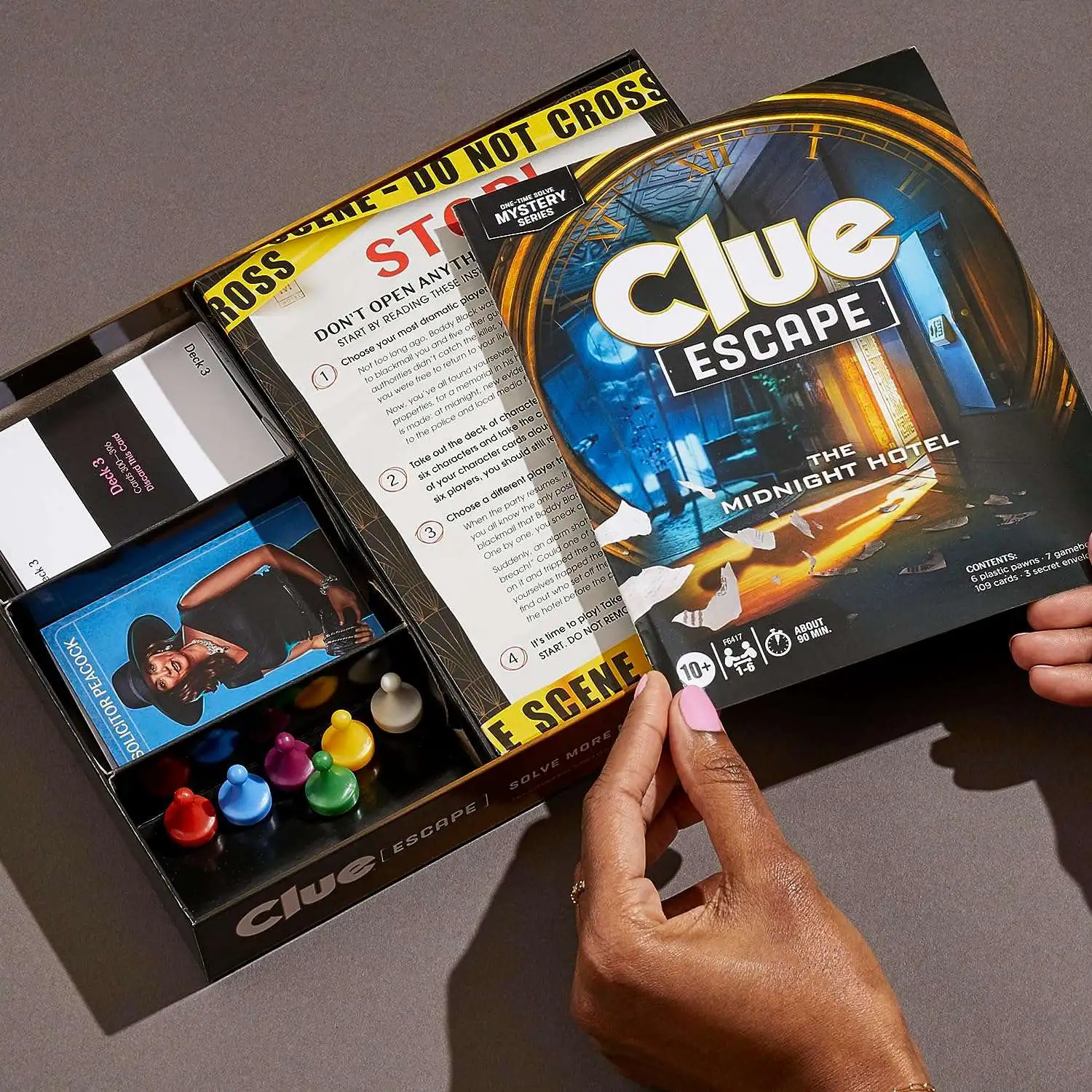 Clue Clue Escape The Midnight Hotel Board Game Hasbro Games - ToyWiz