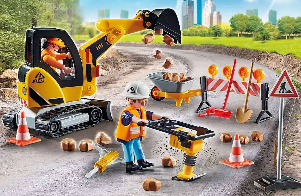 Playmobil City Action Road Construction Set 71045 Promo-Pack - ToyWiz