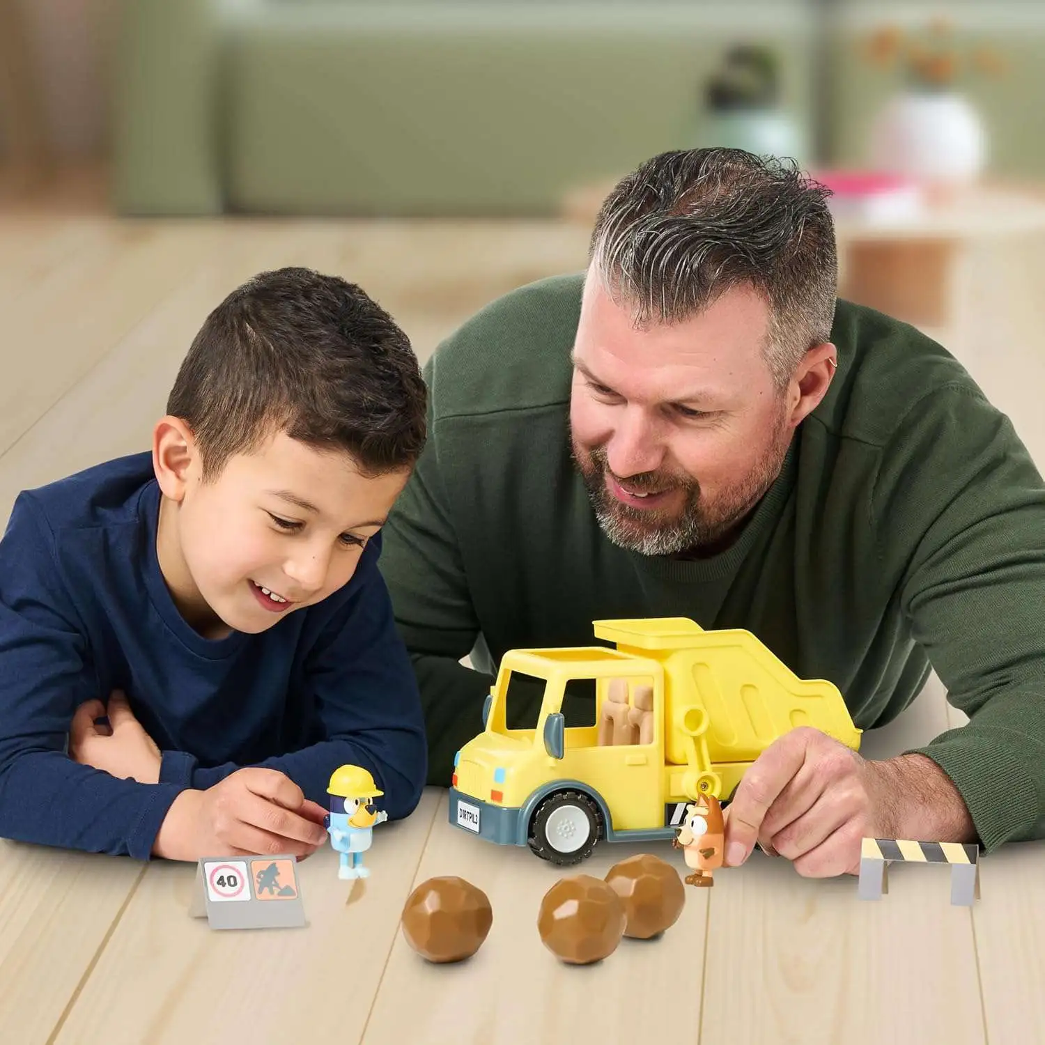 Bluey Blueys Dump Truck Playset Exclusive Hard Hat Bluey Muddy Bingo ...