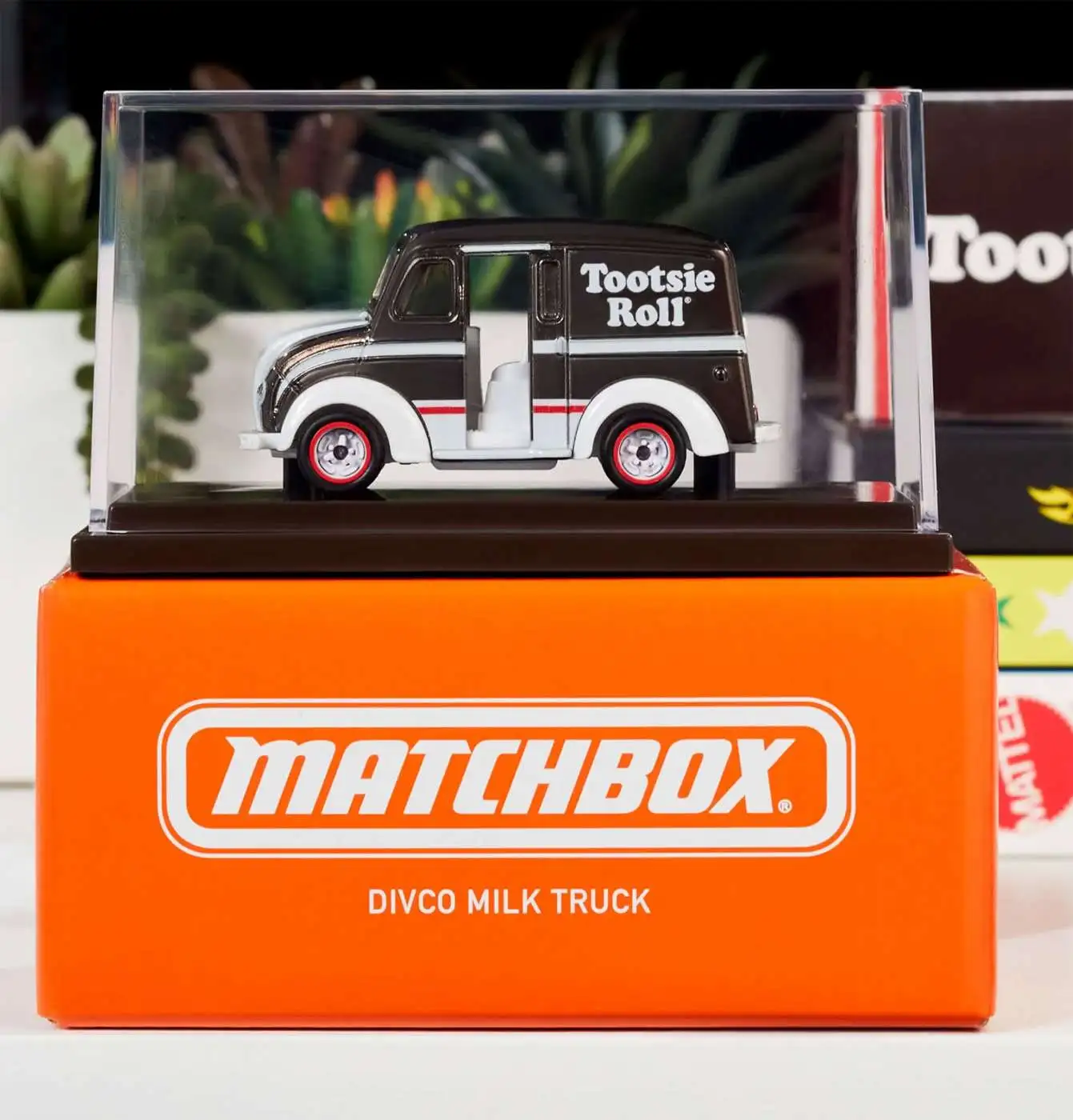 Matchbox Matchbox Collectors Tootsie Roll Divco Milk Truck Diecast ...