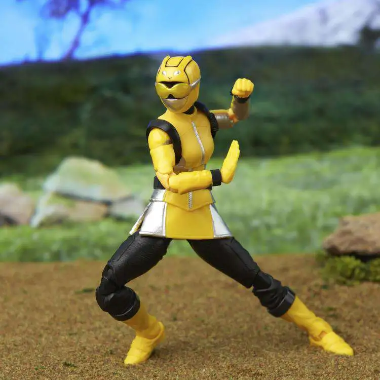 Power Rangers Beast Morphers Lightning Collection Yellow Ranger 6 Action Figure Zoey Reeves ...
