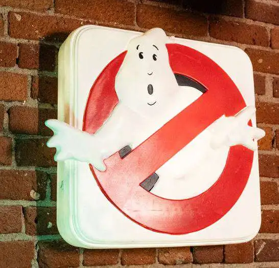 Ghostbusters No Ghosts 22 Light Up Sign Trick or Treat Studios - ToyWiz