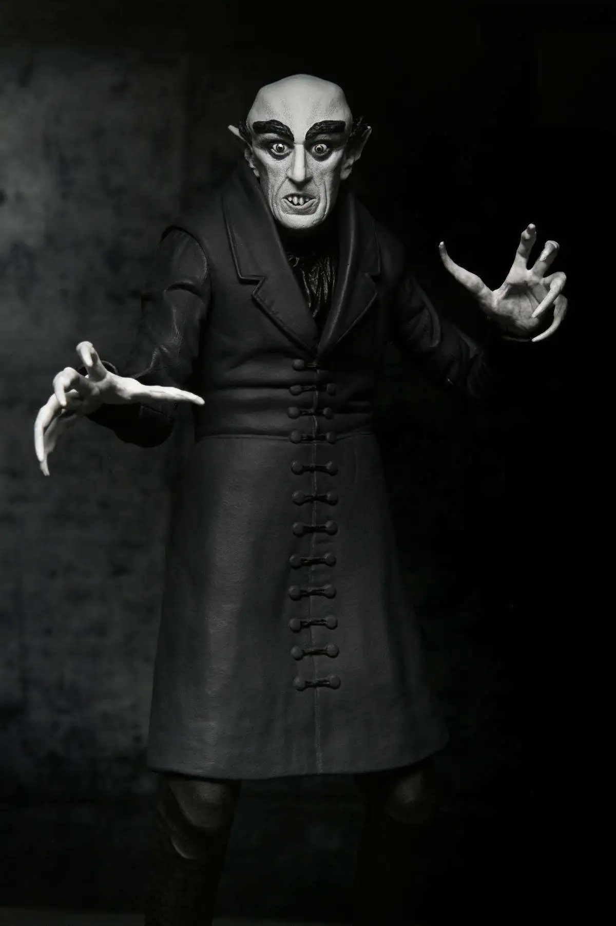 NECA Nosferatu Count Orlok 7 Action Figure Ultimate Version, Black ...