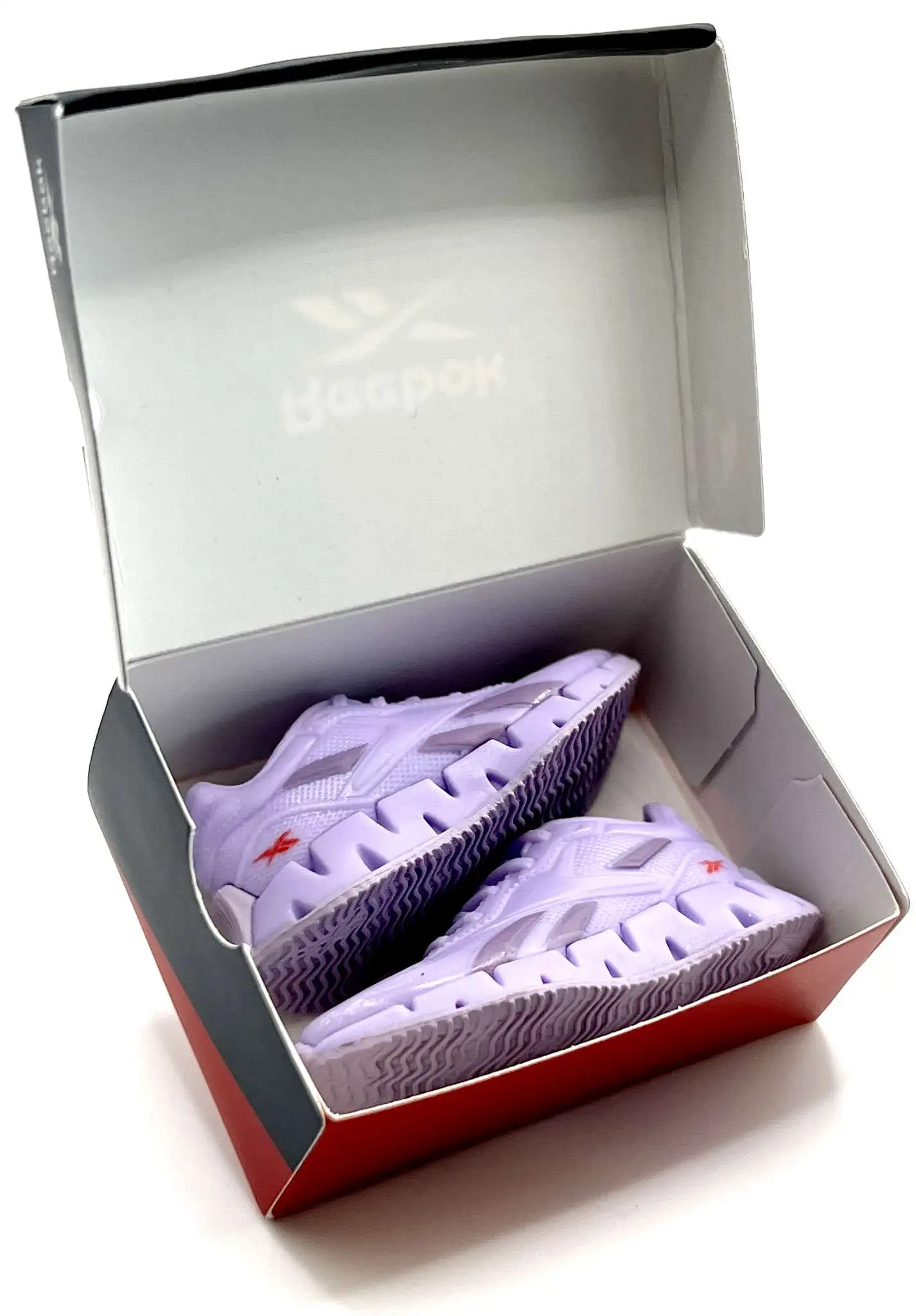 5 Surprise Sneakers Series 1 Reebok Zig Dynamica 4 Purple Mini Sneakers ...